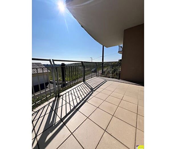 Appartement à vendre - Wintzenheim - 2 pièces - 1 chambre