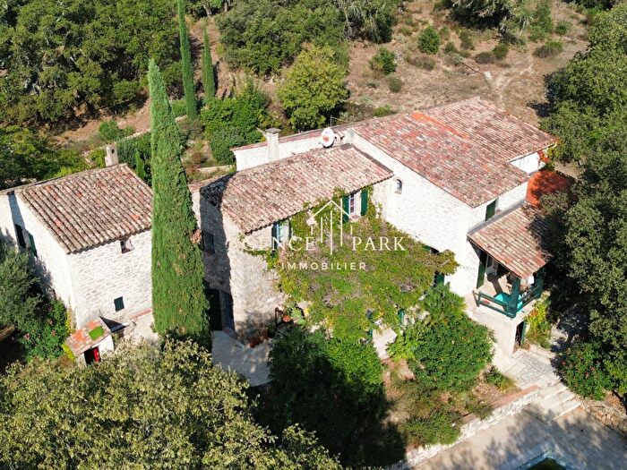 Maison 9 pièces à Le Muy, à vendre