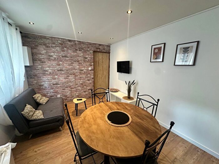 Appartement à louer - Prades - 2 pièces - 1 chambre