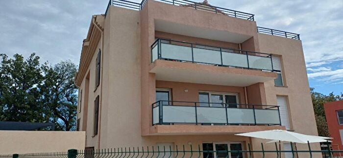 Appartement à louer - Bormes-les-Mimosas - 3 pièces - 2 chambres