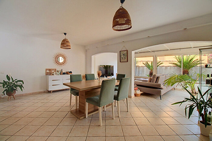 Maison 5 pièces à Vitrolles, à vendre