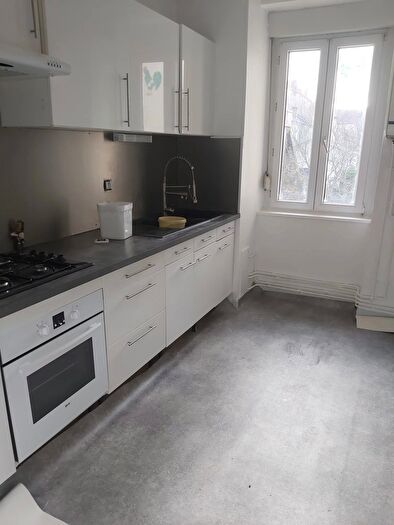 Montceau-les-Mines, Centre-ville : Appartement 3 pièces à louer