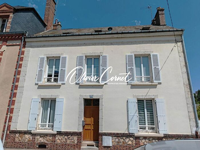 Maison à vendre - Nogent-le-Rotrou - 9 pièces - 4 chambres