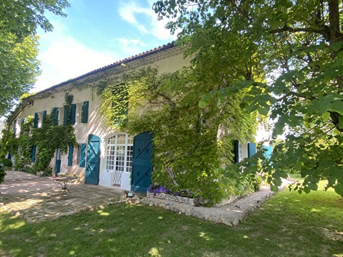 Maison à vendre - Aix-en-Provence - 9 pièces - 6 chambres