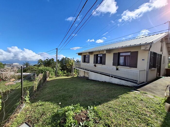 Maison à vendre - Le Tampon, Pont dYves - 4 pièces - 3 chambres