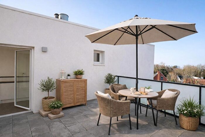 Appartement à vendre - Lomme, Bourg, Délivrance - 3 pièces - 2 chambres