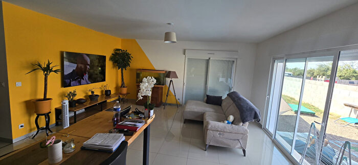 Maison à vendre - Saint-Vincent-sur-Graon - 4 pièces - 3 chambres