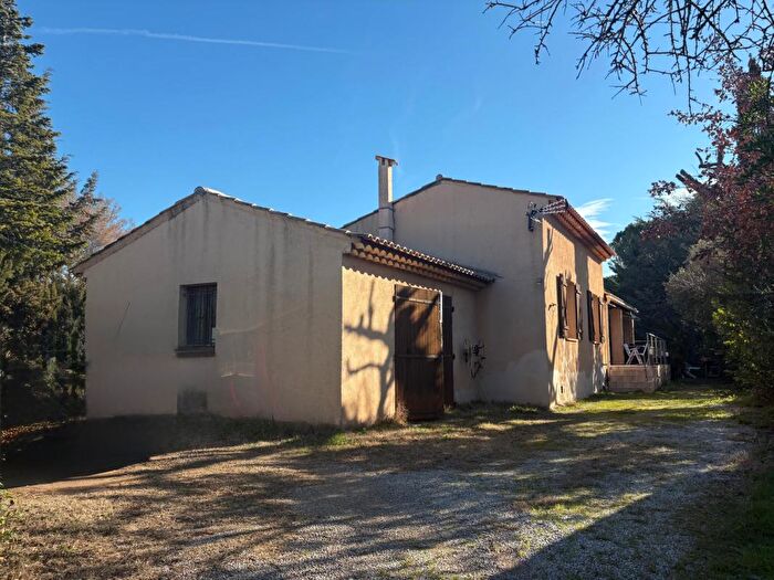 Maison à louer - Vidauban - 3 pièces - 2 chambres