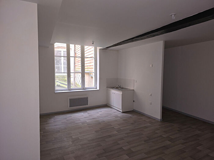 Appartement à louer - Sedan, Centre-ville - 3 pièces - 2 chambres