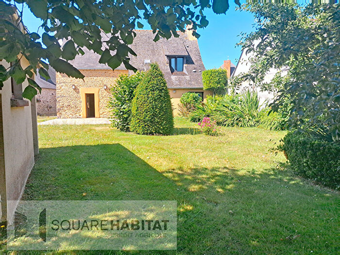 Maison 4 pièces à Saint-Séglin, à vendre