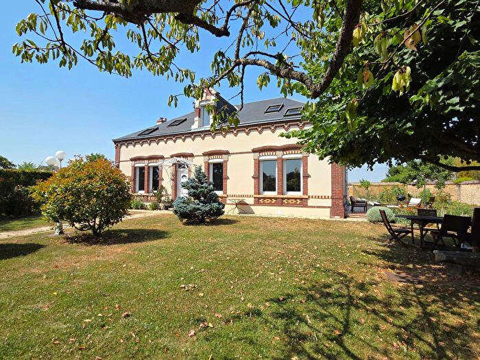 Maison 7 pièces à vendre à La Madeleine-de-Nonancourt