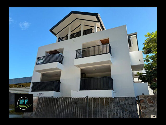 Saint-Leu, Centre-ville : Appartement 4 pièces à vendre