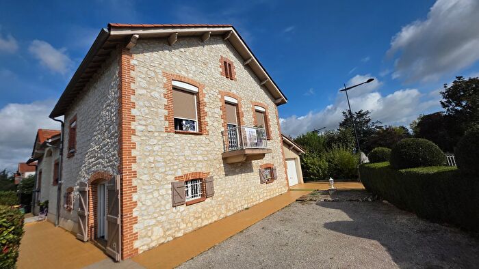 Caussade - Maison 7 pièces à vendre