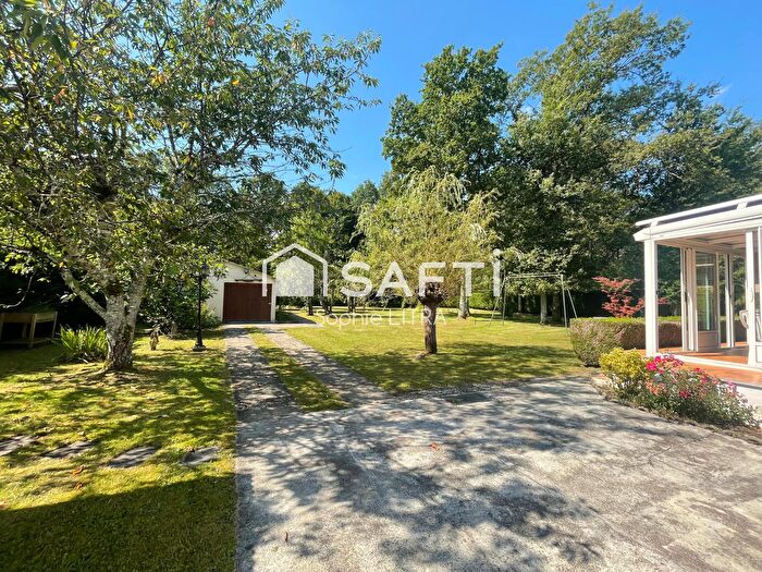 Maison à vendre - Bazoches-sur-le-Betz - 5 pièces - 3 chambres