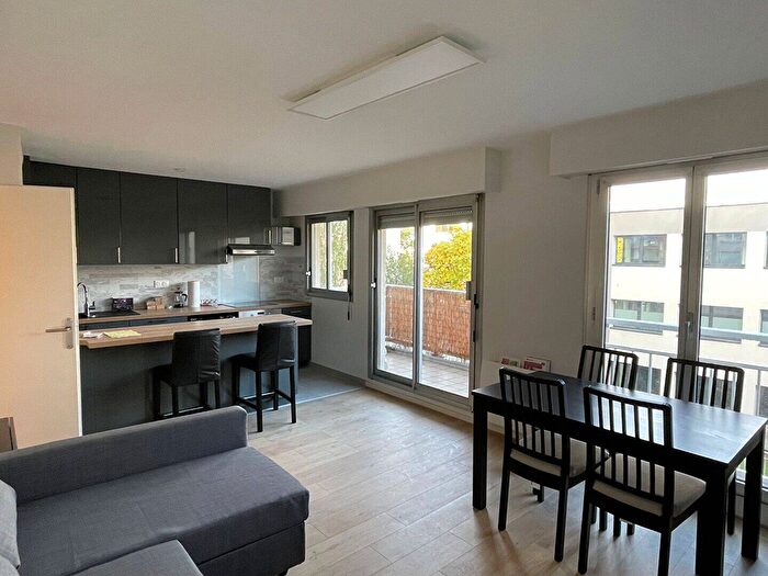 Fournier-Pasteur-Bac d'Asnières, Clichy : Appartement 3 pièces à louer