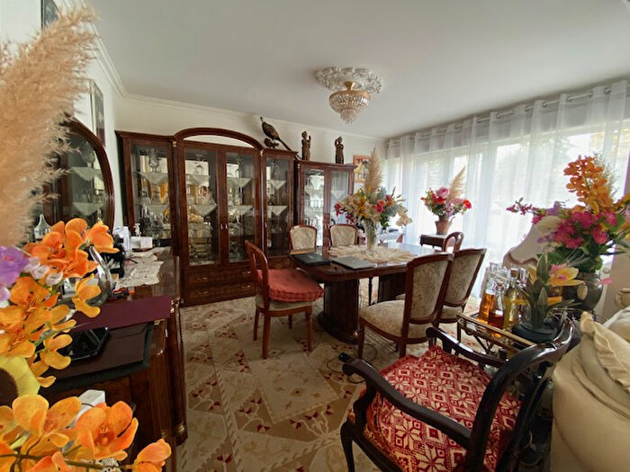 Appartement à vendre - Gaillon - 6 pièces - 3 chambres