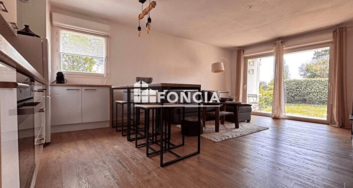 Appartement à vendre - Plescop - 2 pièces - 1 chambre