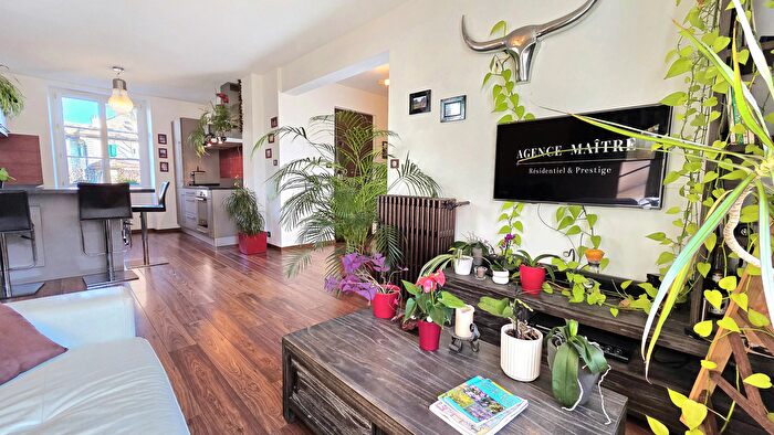 Appartement à vendre - Ambilly - 3 pièces - 2 chambres