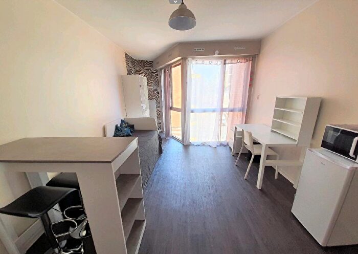 Appartement 1 pièce à Toulouse, Saint-Georges, à louer
