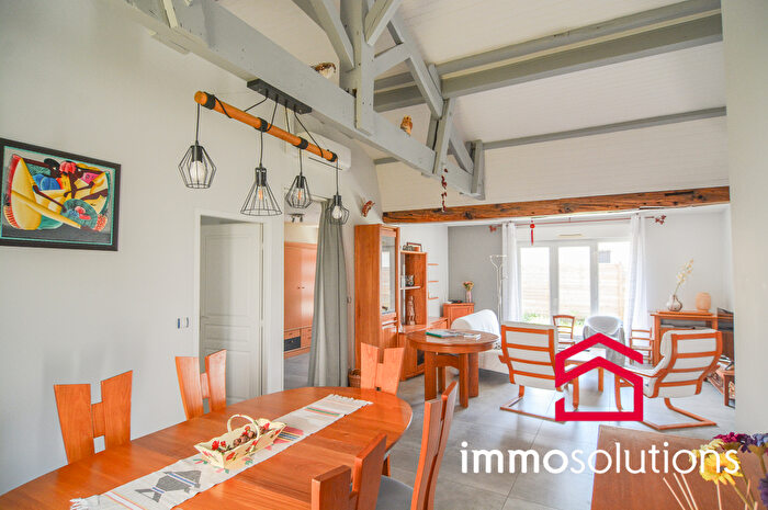 Maison à vendre - Saint-Médard-en-Jalles, Centre-ville - 7 pièces - 4 chambres