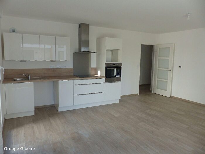 Appartement 3 pièces à Quartiers Nord-Est, Les Gayeulles, Saint-Laurent, à louer