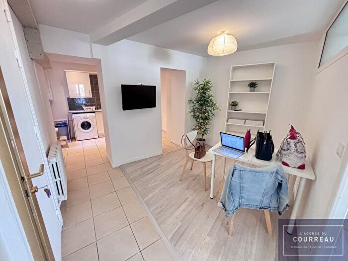 Appartement à louer - Gambetta, Montpellier - 2 pièces - 1 chambre