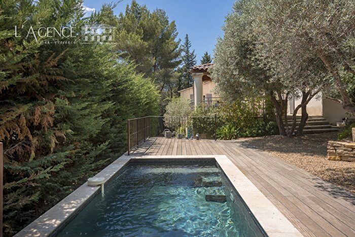 Maison à vendre - Aix-en-Provence, Saint-Donat, Les Platanes - 8 pièces - 7 chambres