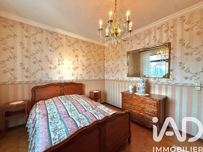 Maison à vendre - Forbach, Marienau - 9 pièces - 6 chambres