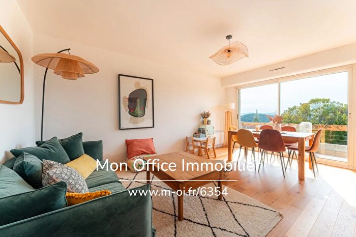 Appartement à vendre - Éguilles - 3 pièces - 2 chambres