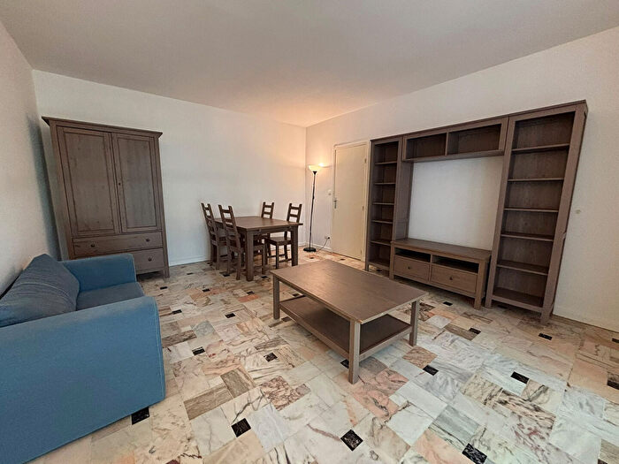 Avon, Bercelle, Gare : Appartement 2 pièces à vendre