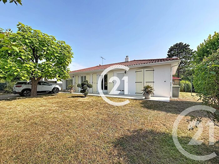Châteaubernard - Maison 5 pièces à vendre