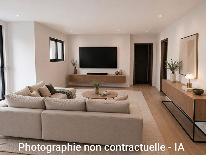 Maison 4 pièces à Saint-Laurent-de-Brèvedent, à vendre