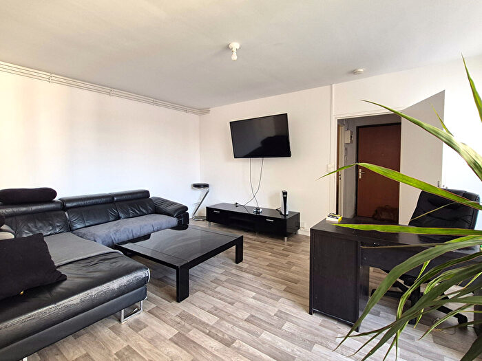 Tourcoing, Gambetta - Appartement 2 pièces à vendre