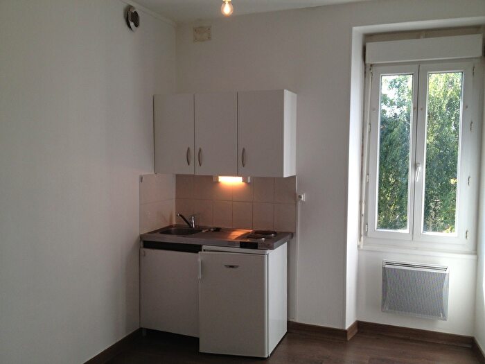 Appartement à louer - Quartiers Nord-Est, Jeanne dArc - 1 pièce - 1 chambre