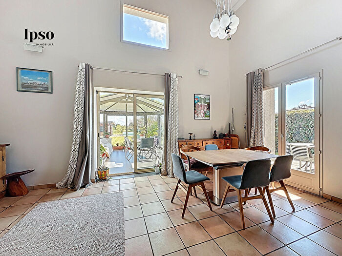 Maison à vendre - Meyzieu, Nord Est - 6 pièces - 5 chambres