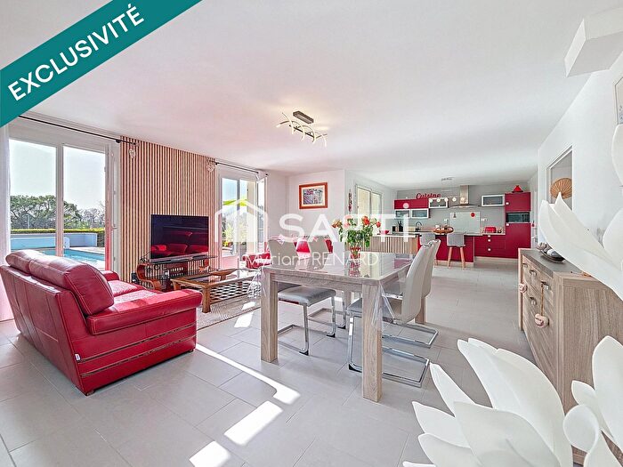 Maison à vendre - Saint-Georges-des-Coteaux - 4 pièces - 3 chambres