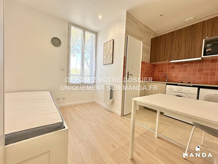 Appartement 1 pièce à louer à Ivry-sur-Seine, Petit Ivry