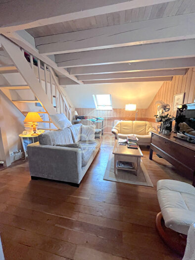 Appartement à louer - Esvres - 4 pièces - 2 chambres