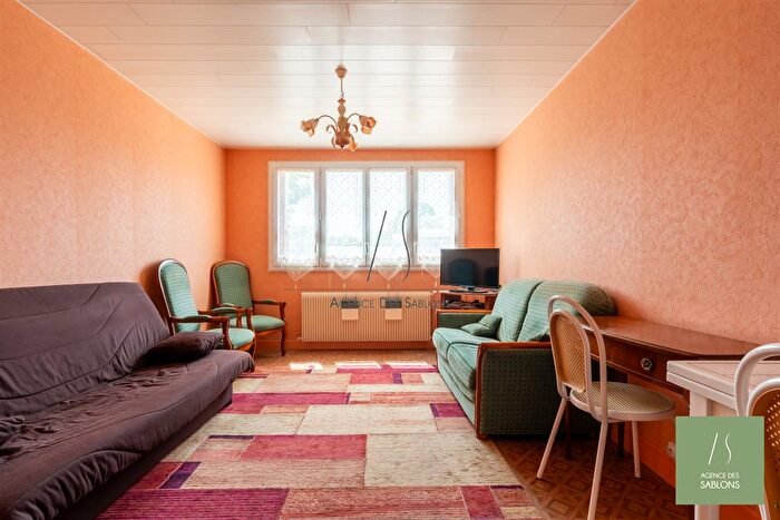 Le Pecq, Canada : Appartement 2 pièces à vendre