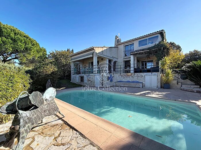 Maison à vendre - Fréjus, La Tour de Mare - 5 pièces - 3 chambres