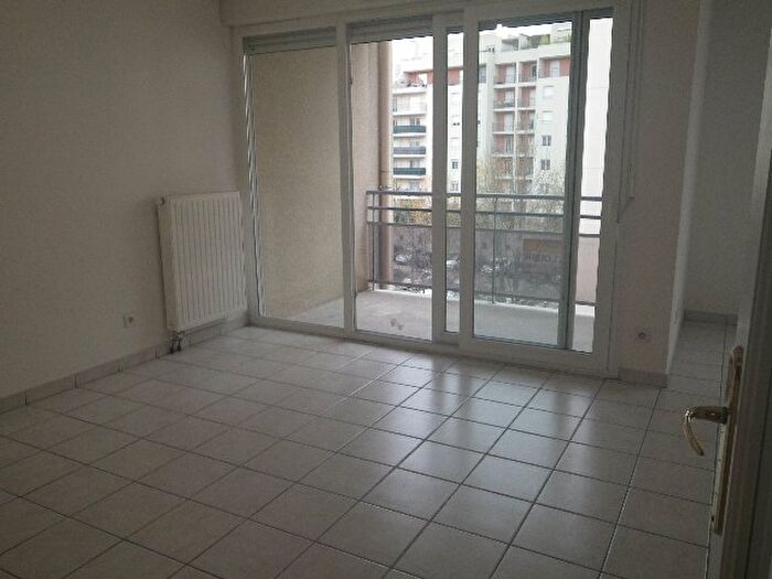 Saint-Étienne, Saint-Roch, Vivaraize, Valbenoite, Centre Deux : Appartement 3 pièces à louer