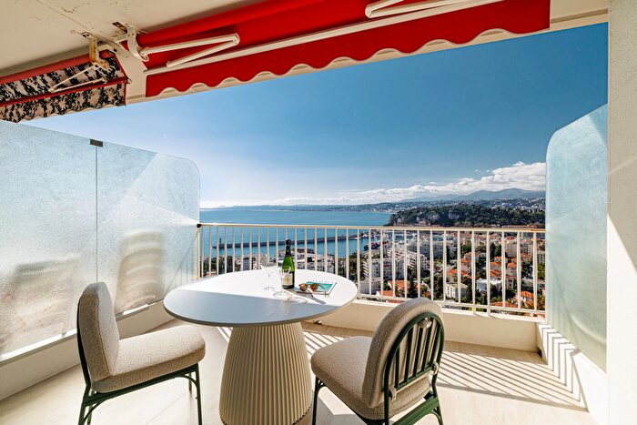 Nice, Mont-Boron - Appartement 3 pièces à vendre