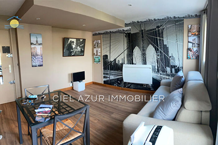 Appartement 1 pièce à Antibes, Antibes-les-Pins, Trianon, Le Fournel, Peyregoue, à louer