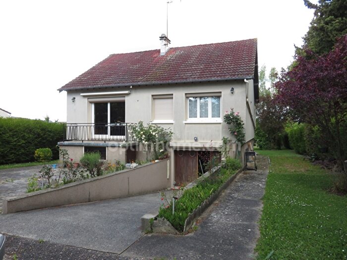 Bréval : Maison 5 pièces à vendre
