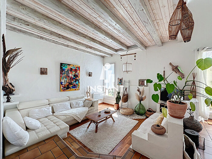 Maison à vendre - Sainte-Geneviève-des-Bois, Hôtel de Ville - 8 pièces - 5 chambres