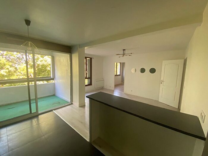 Appartement à louer - Cran-Gevrier - 4 pièces - 3 chambres