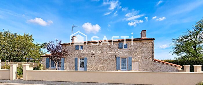Champagné-les-Marais - Maison 7 pièces à vendre