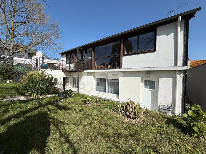 Appartement 4 pièces à vendre - Saint-Malo, Marne-Eveil, Lhôpital