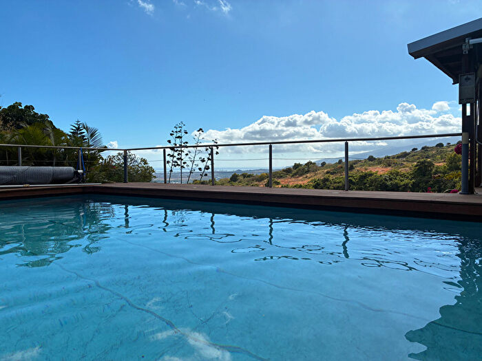 Maison à vendre - Saint-Paul, Plateau Caillou - 7 pièces - 5 chambres