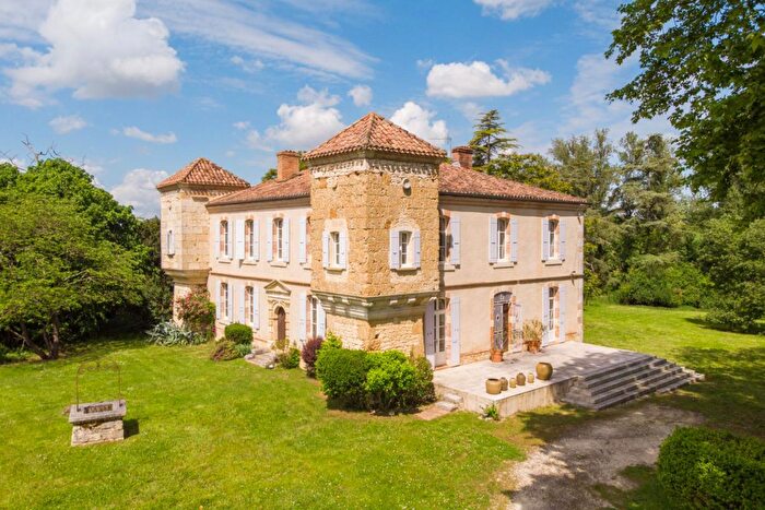 Maison à vendre - Gimont - 10 pièces - 4 chambres